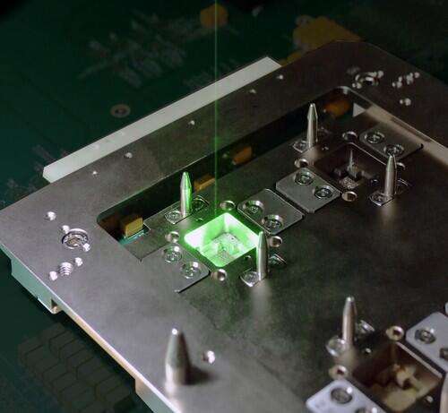 Semi-auto probe pin laser cleaner